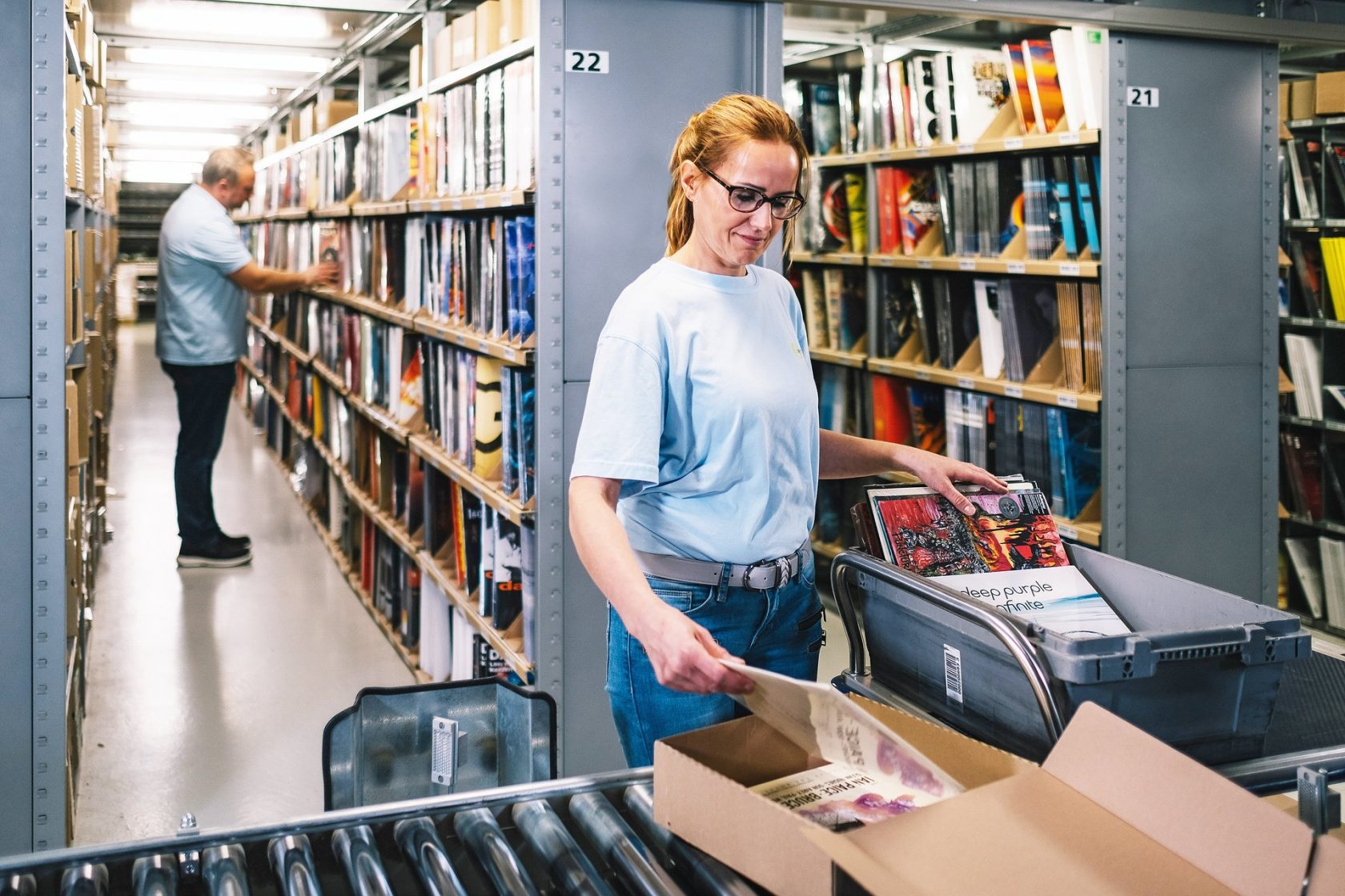 Vinyl records: Production, pressing and packaging - optimal media