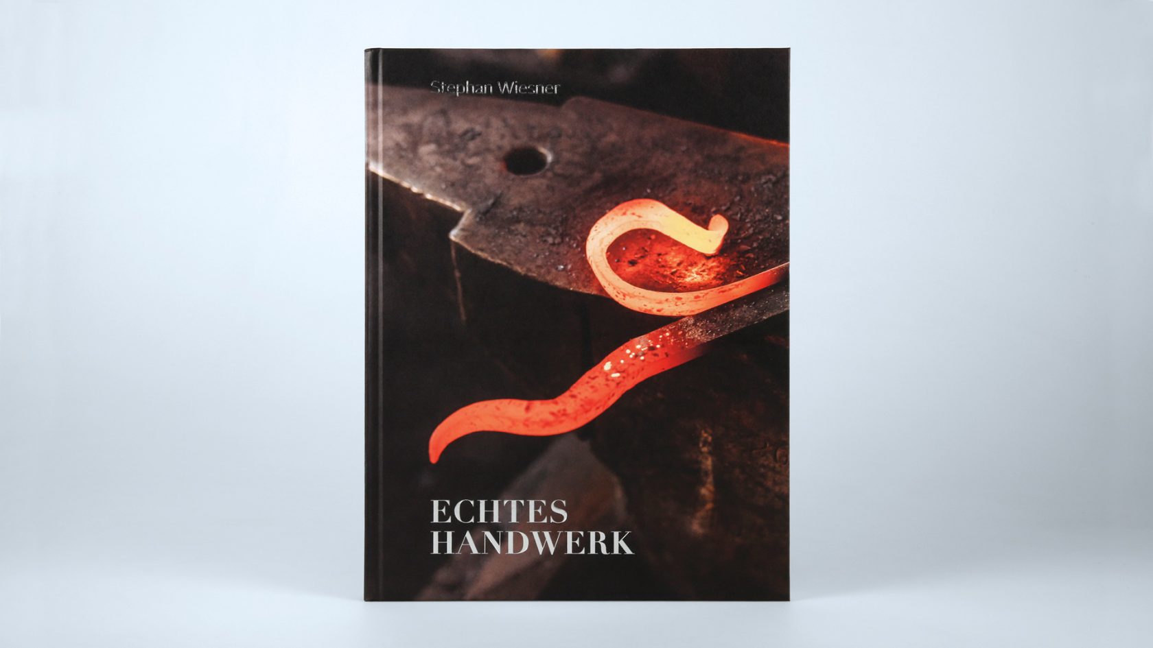 Echtes Handwerk - Large format hardcover - optimal media