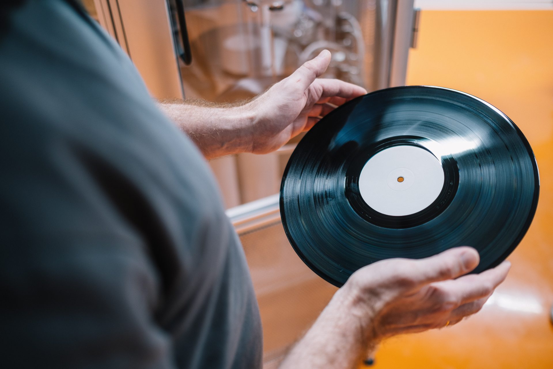 Zusammenarbeit mit Universal Music Group wird vertieft - optimal media